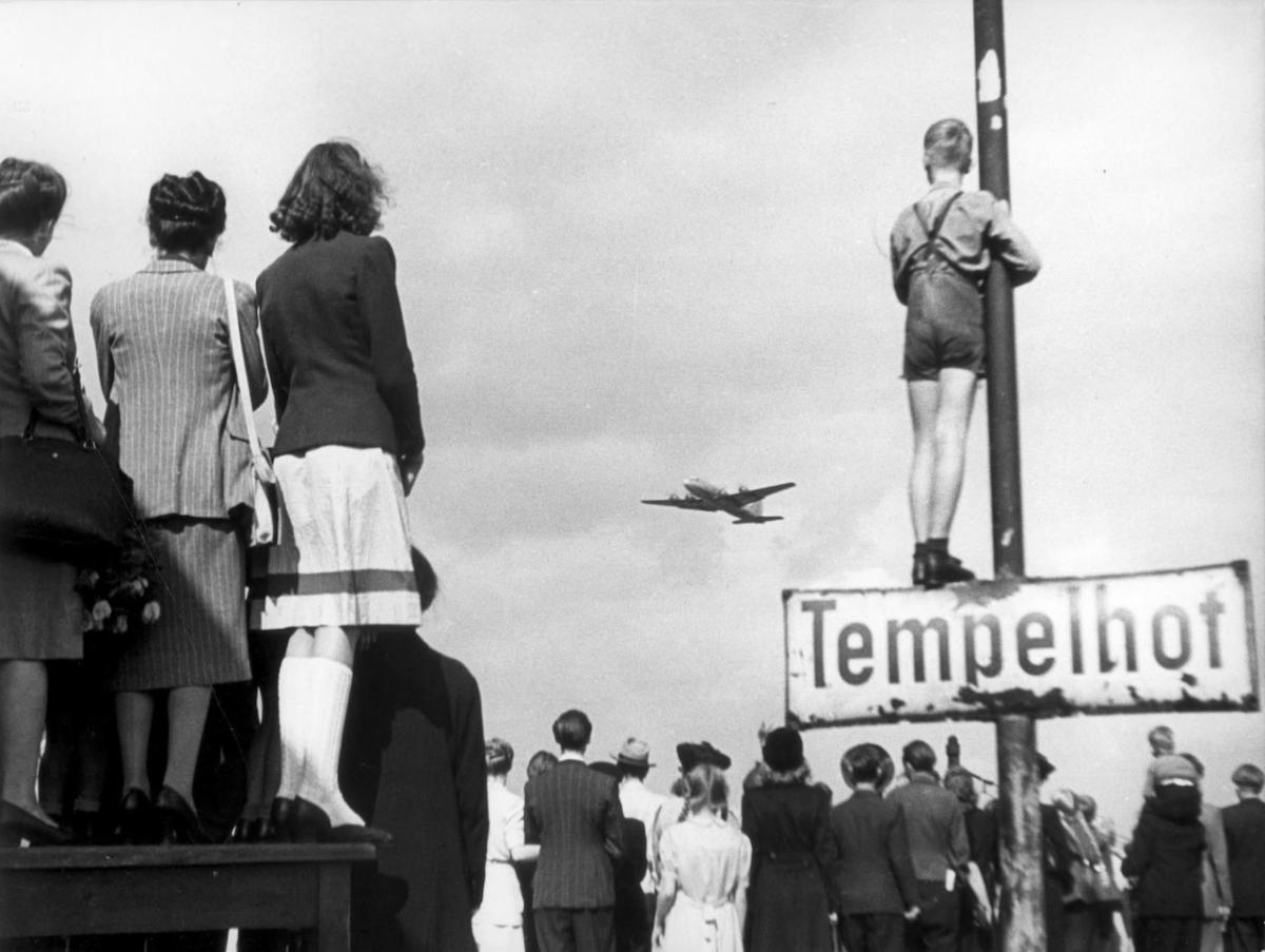 Berlin Airlift Ends - Truman Library Institute